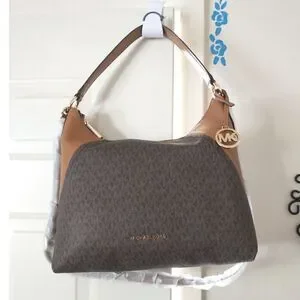 Michael Kors | Bags | New Michael Kors Mk Signature Logo Aria Large ...